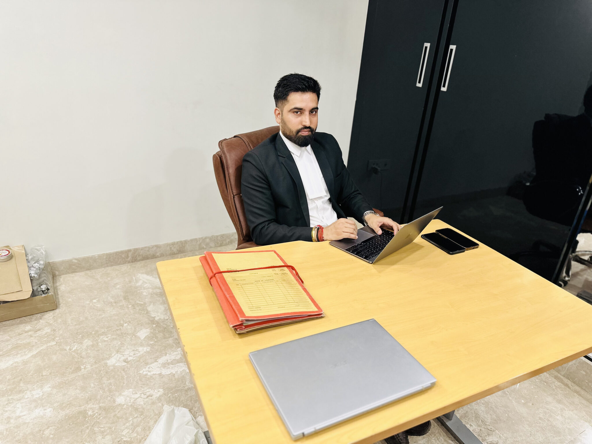 Best Lawyers In Delhi & Dwarka - Advocate Ajay Malik